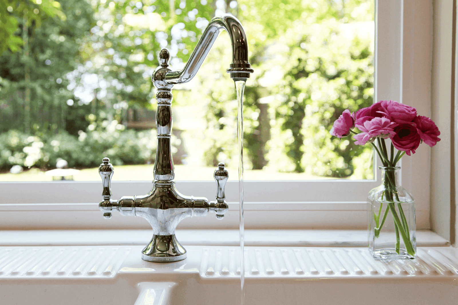 The Complete Guide to Installing a New Kitchen Faucet at Home